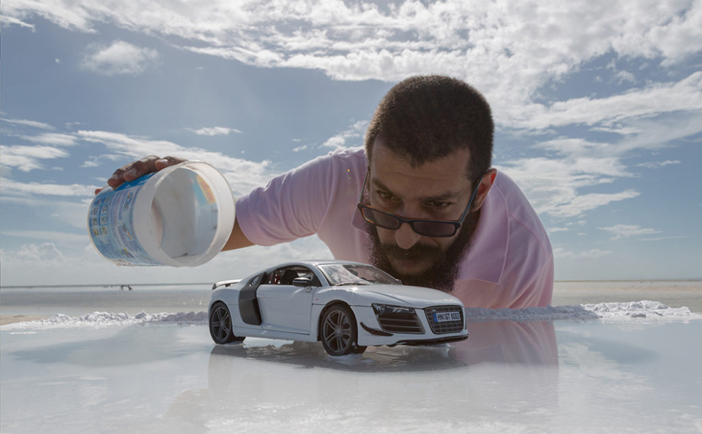 Audi Hires Photographer To Shoot Their $200,000 Sports Car, He Uses A ...